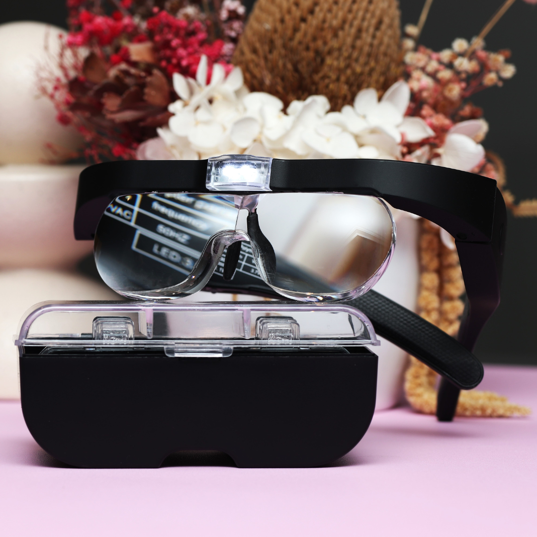 Buy Magnifying Lash Glasses with Led Light in Australia – Posh Deluxe